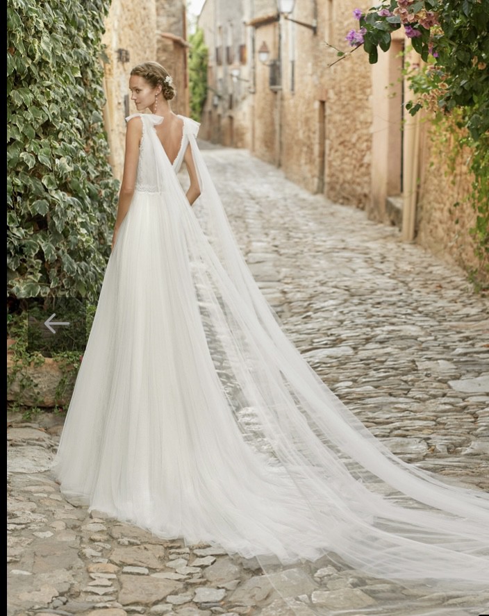 Alma Novia Sample Wedding Dress Save 65% - Stillwhite