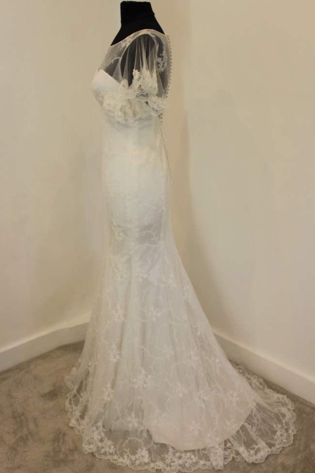 Benjamin Roberts, 2620 Sample Wedding Dress Save 72% - Stillwhite