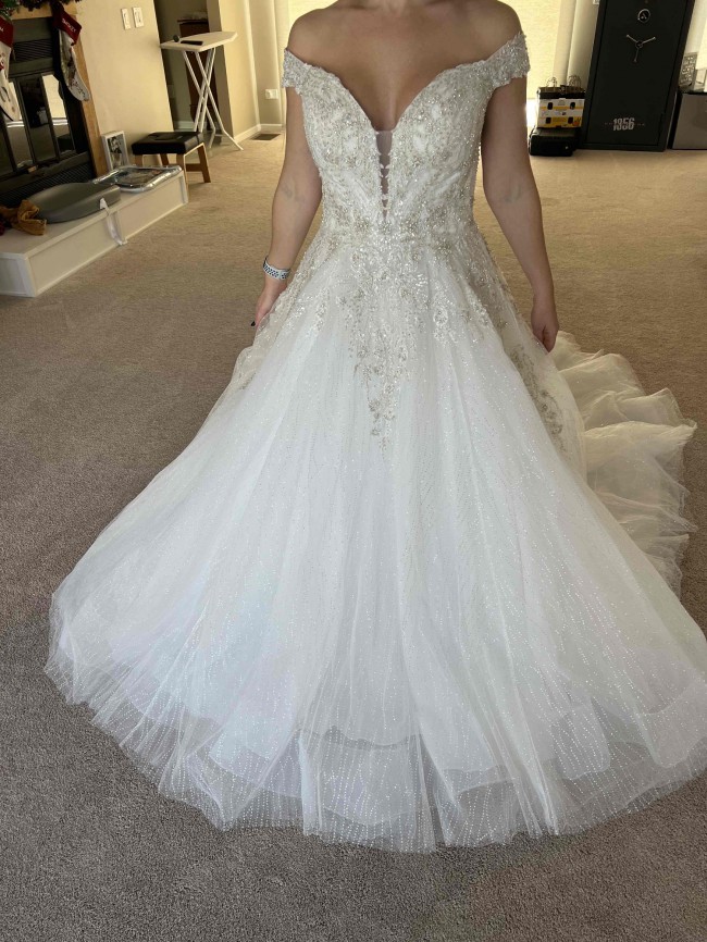 Allure Bridals New Wedding Dress Save 55% - Stillwhite