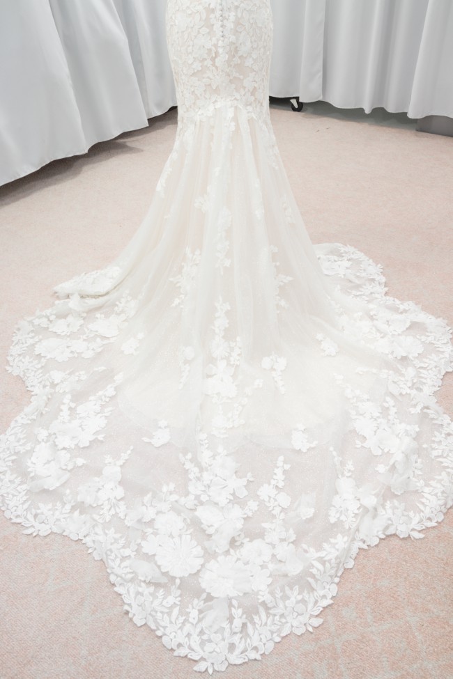 Maggie Sottero, Hayden Sample Wedding Dress Save 69% - Stillwhite