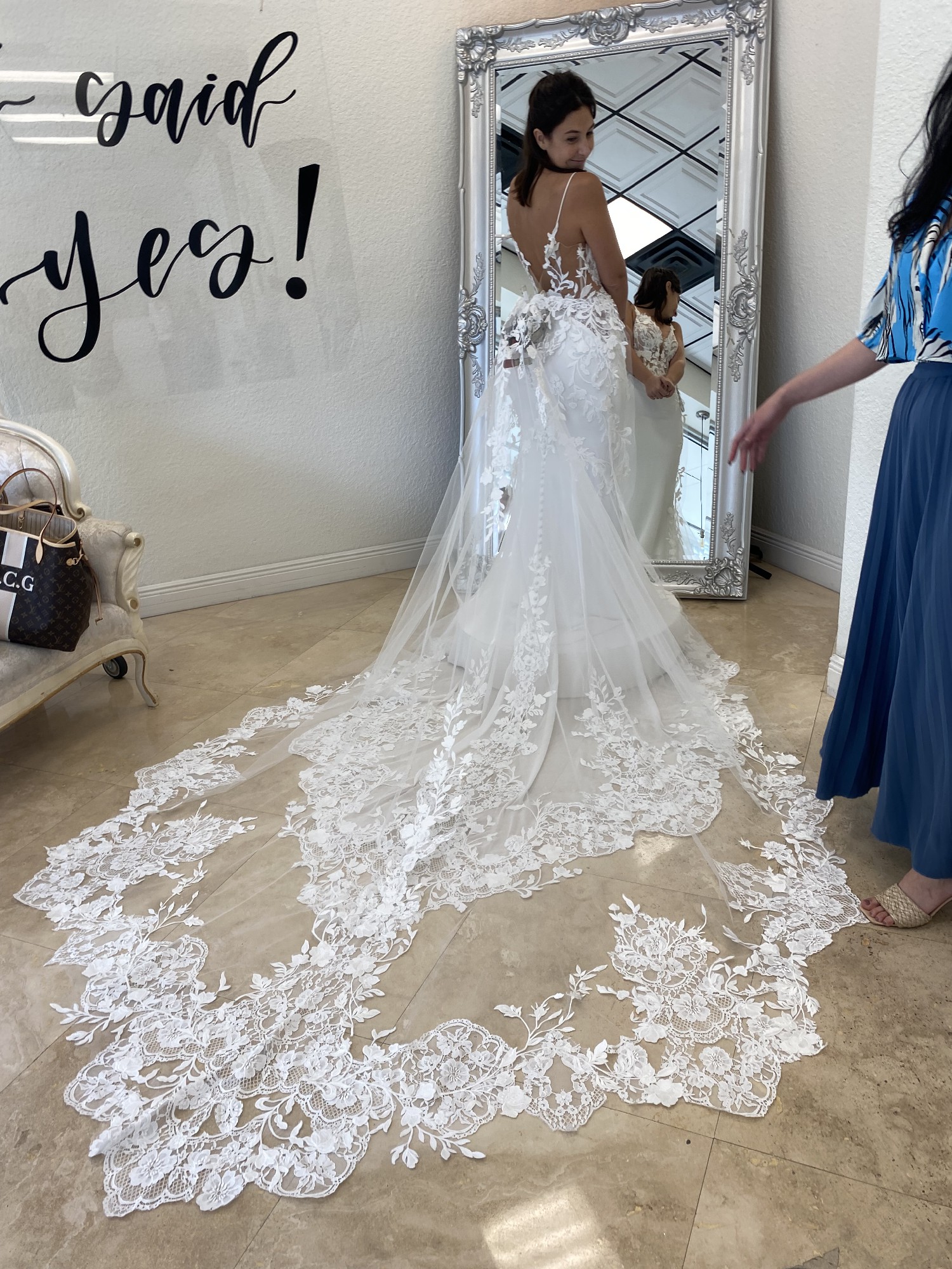 Enzoani New Wedding Dress Save 18% - Stillwhite