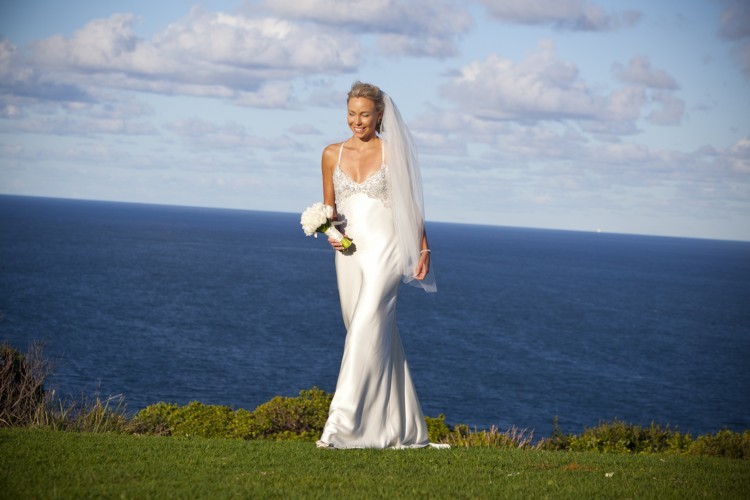 Melanie Ford Used Wedding Dress Save 75% - Stillwhite