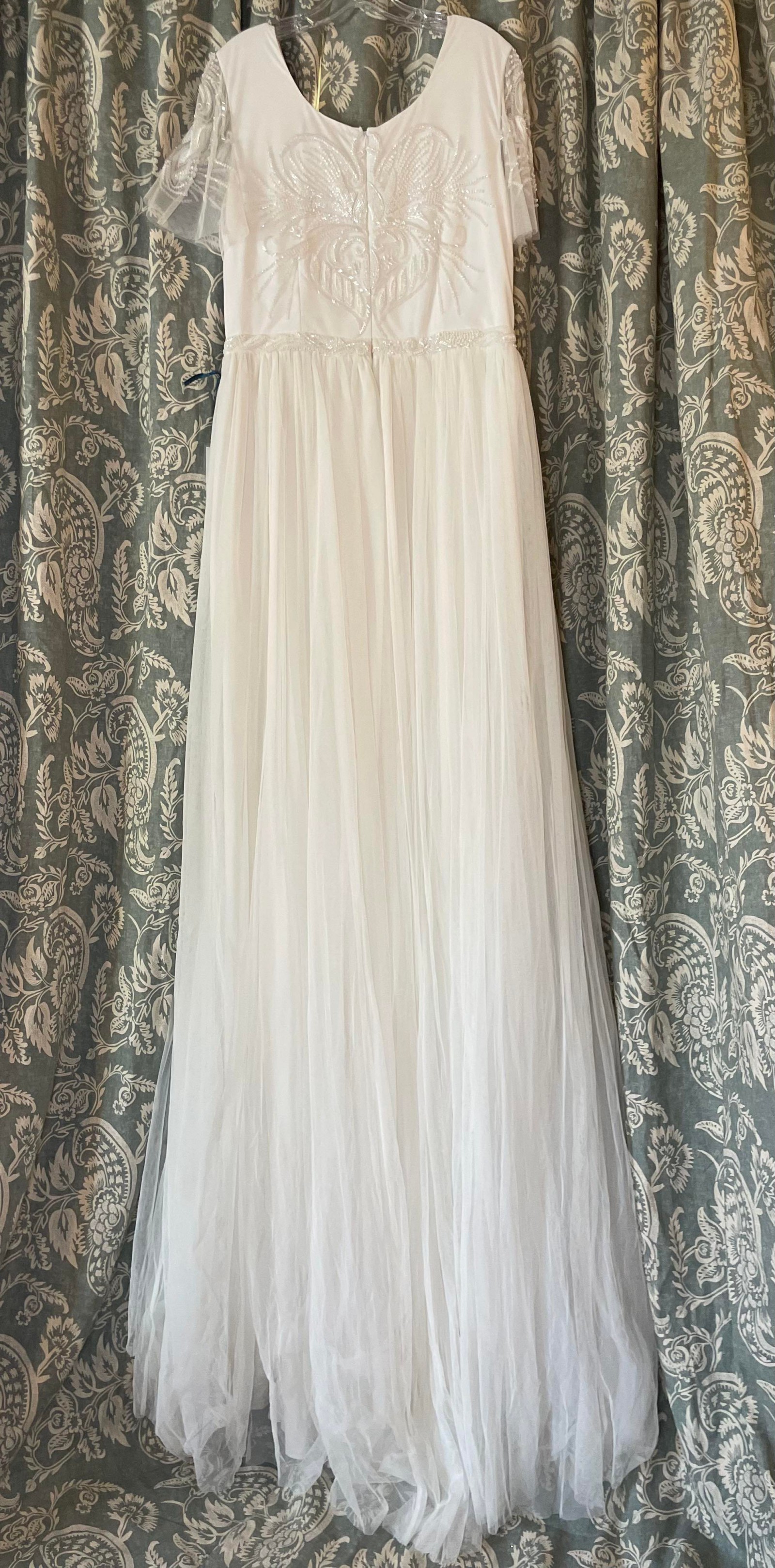 Lotus Threads Sample Wedding Dress Save 85% - Stillwhite