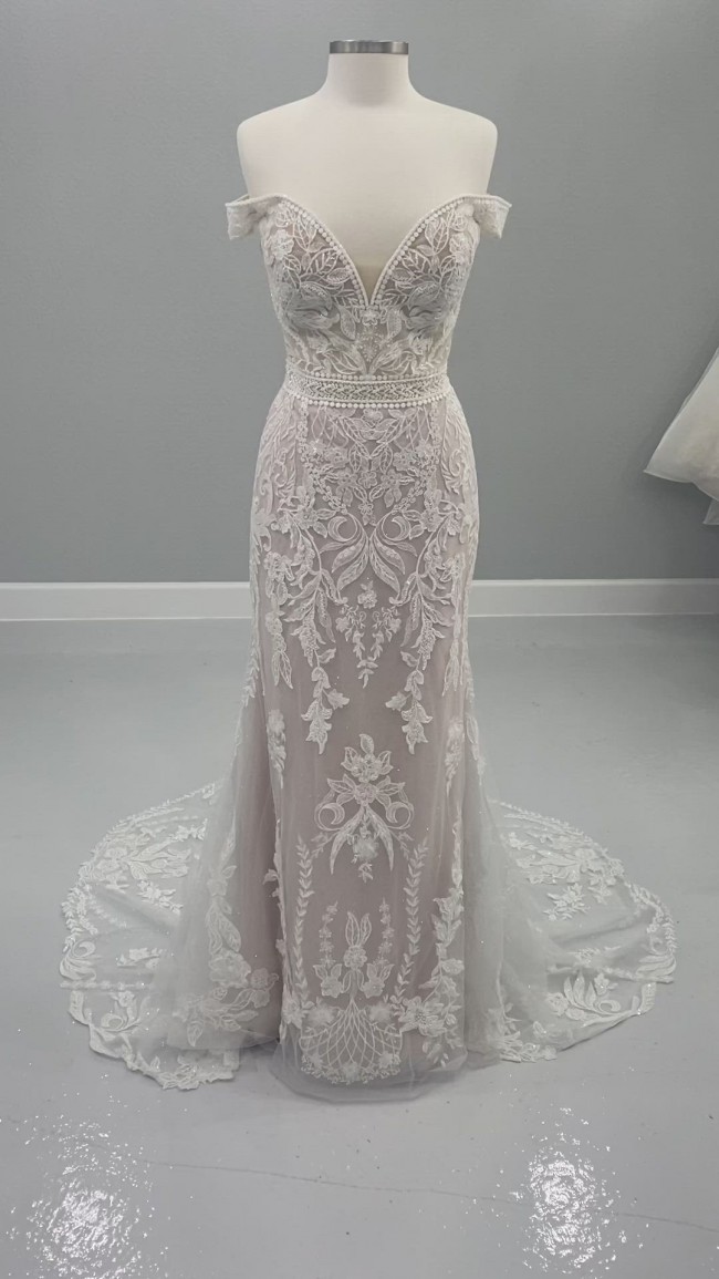 Private Label, LC P979 LL Sample Wedding Dress Save 59% - Stillwhite