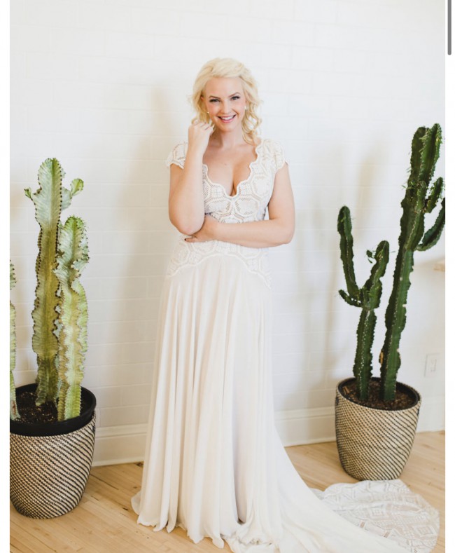 Rish Bridal Tara Dress with added custom sleeves Wedding Dress Save 96% ...