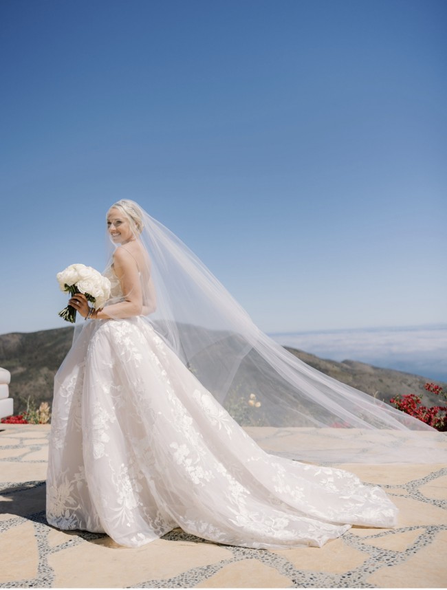 Monique Lhuillier Maeve Wedding Dress Save 46% - Stillwhite