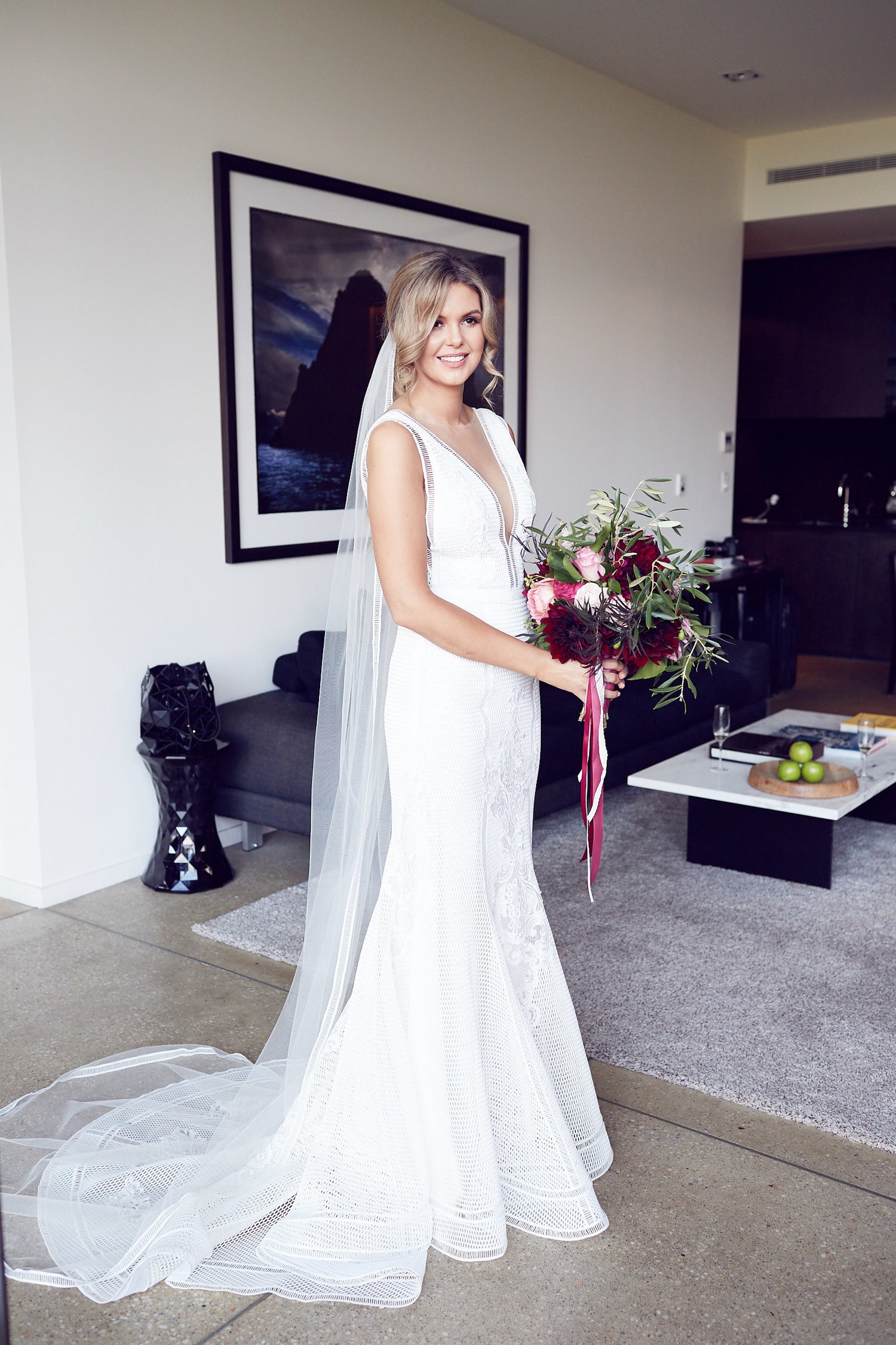 Suzanne Harward Preowned Wedding Dress Save 56% - Stillwhite