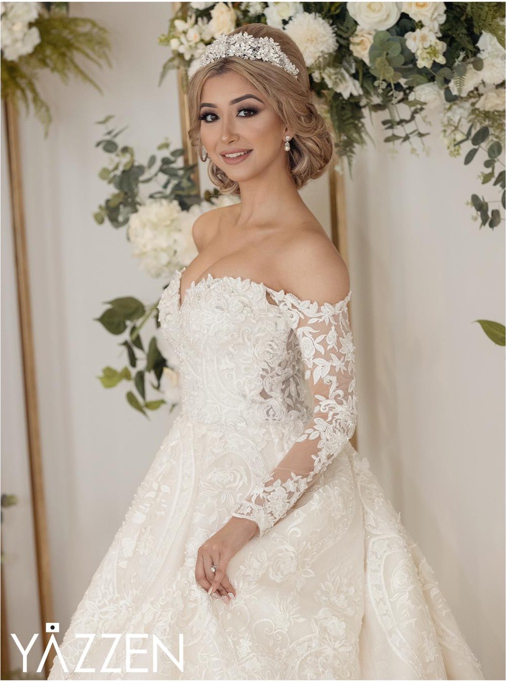 Azzaria Bridal Couture Used Wedding Dress Save 50% - Stillwhite
