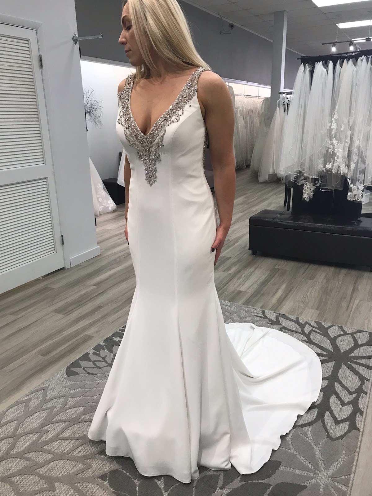 Allure Bridals 3013 Sample Wedding Dress Save 63% - Stillwhite
