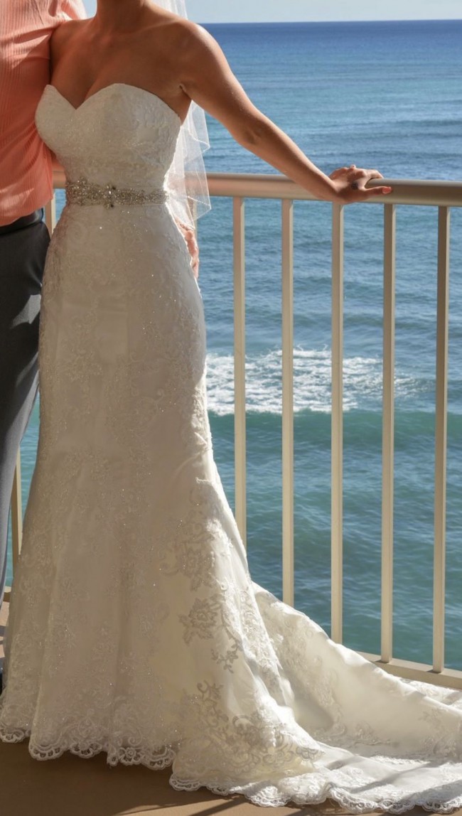 Stella York, Donovan Preowned Wedding Dress - Stillwhite