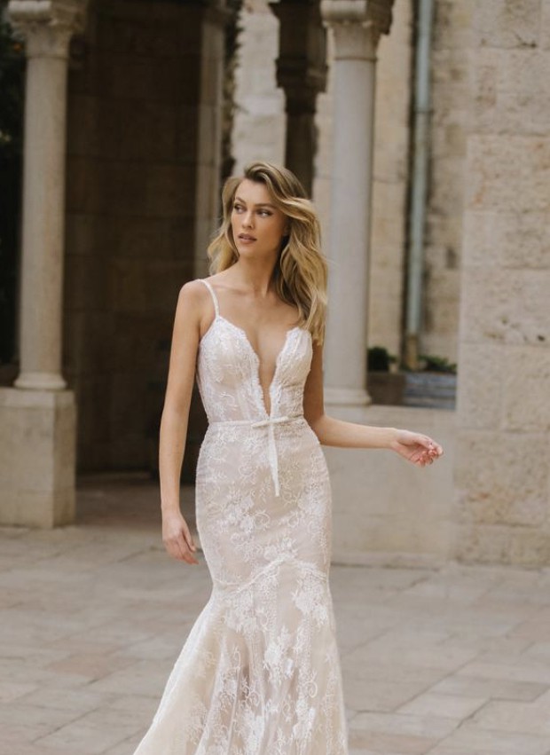 Gala Sample Wedding Dress Save 33% - Stillwhite