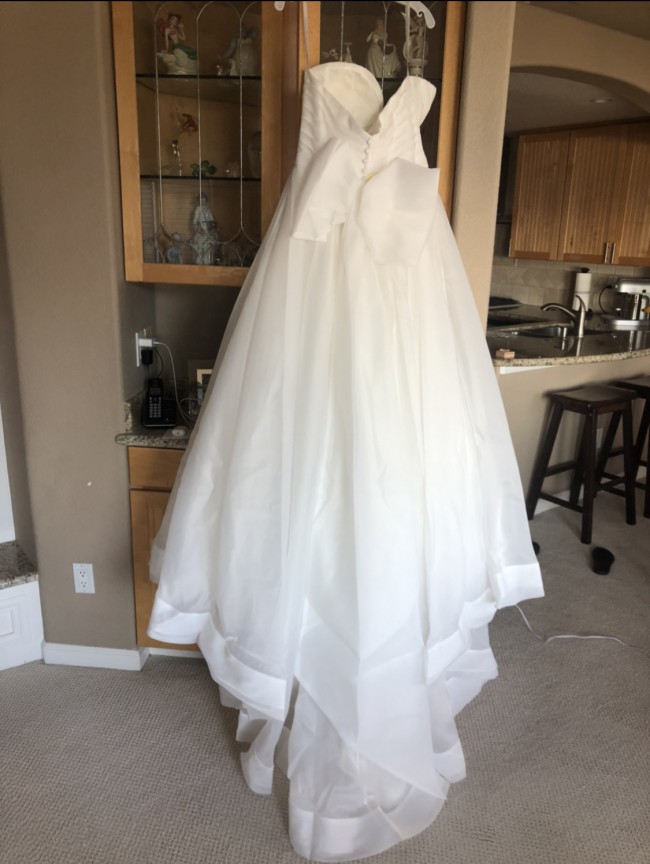 Allure Romance New Wedding Dress Save 52% - Stillwhite