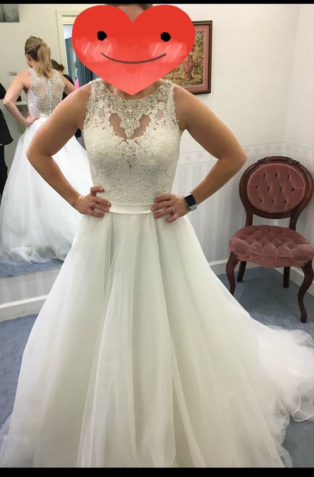 Allure Bridals New Wedding Dress Save 50% - Stillwhite