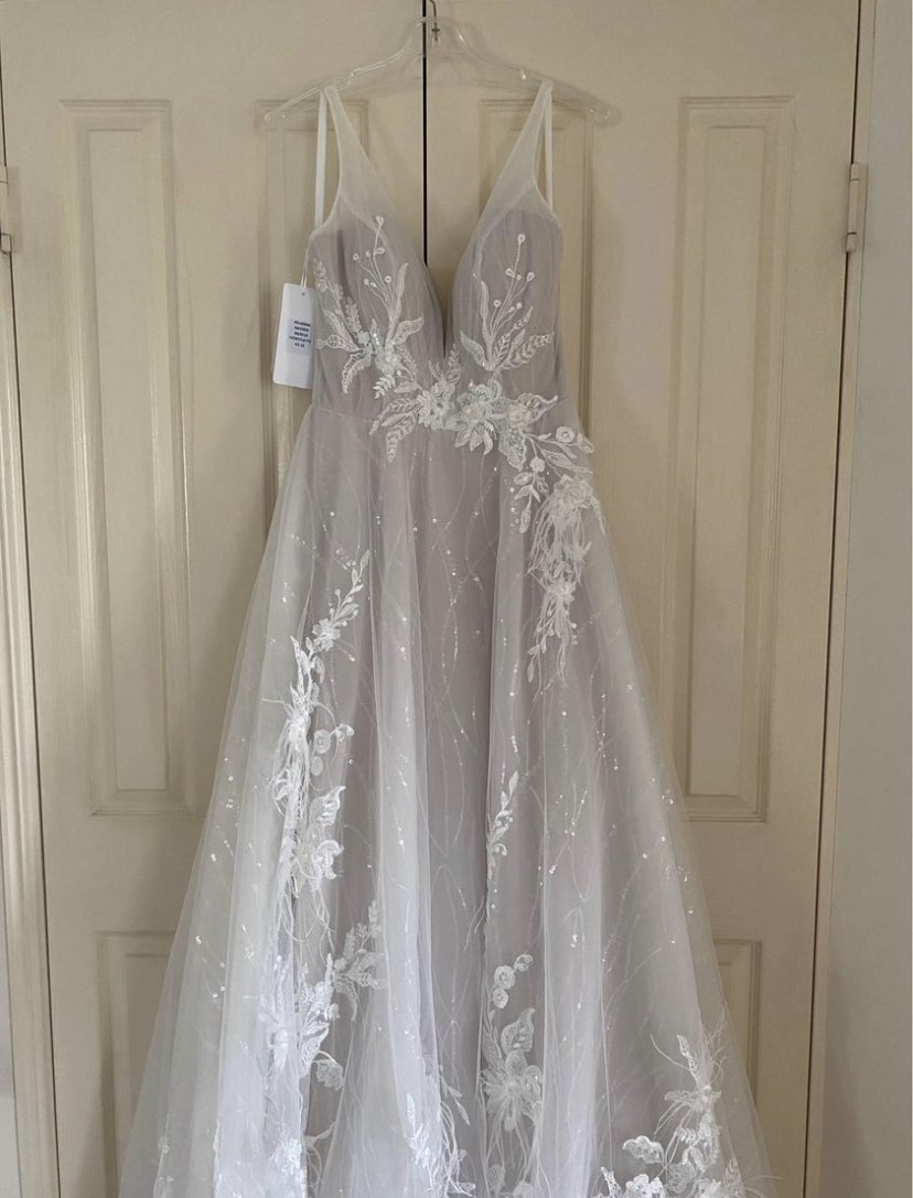 Madi Lane New Wedding Dress Save 64% - Stillwhite