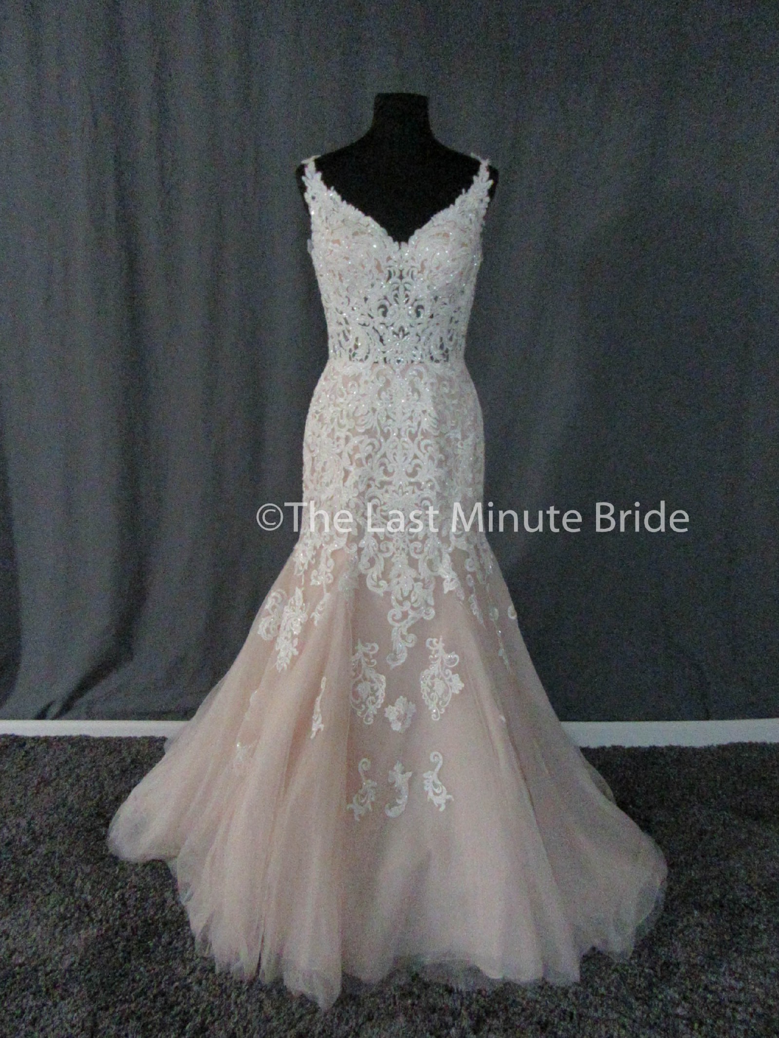 Essense of Australia Sample Wedding Dress Save 59% - Stillwhite