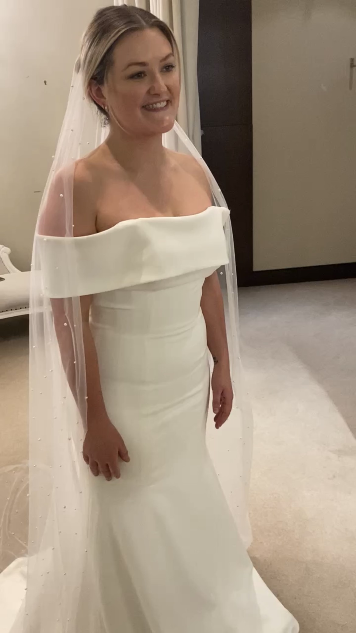 Madi Lane New Wedding Dress Save 31% - Stillwhite