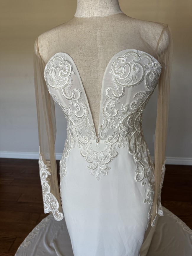 Muse By Berta Sample Wedding Dress Save 83% - Stillwhite