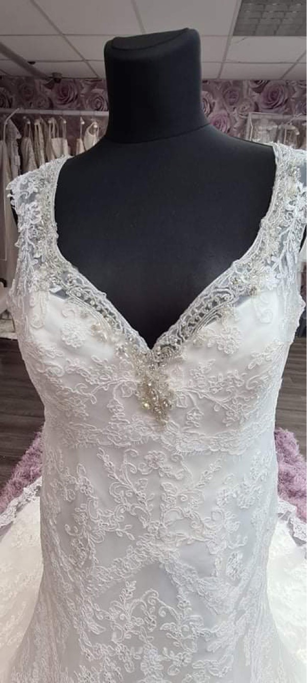 Phoenix Gowns Wedding Dress Save 75% - Stillwhite