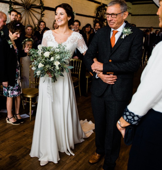 Sassi Holford Claudia (Bespoke version) Preowned Wedding Dress Save 48% ...