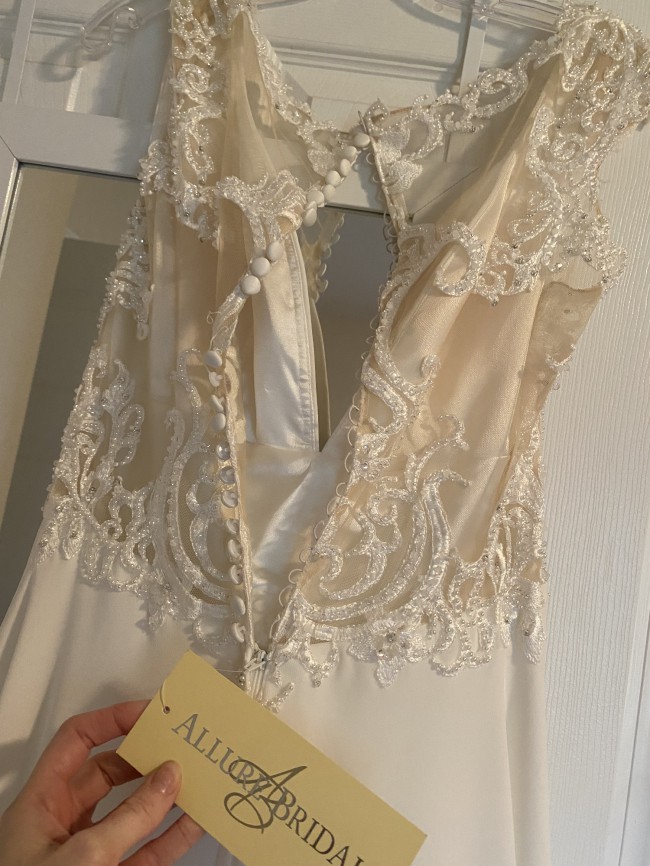 Allure Bridals 9610 Sample Wedding Dress Save 61% - Stillwhite