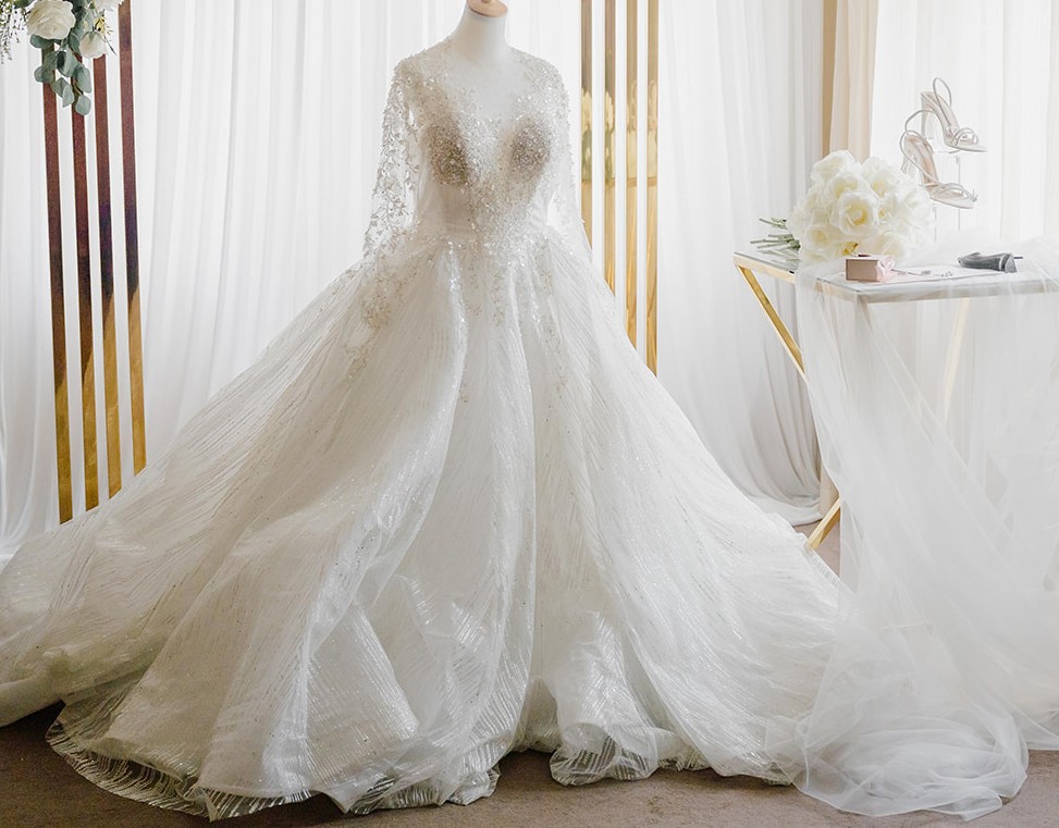 M Bridal Wedding Dress Save 38% - Stillwhite