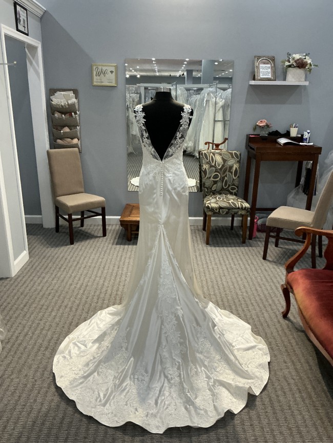 House Of Wu Sample Wedding Dress Save 48% - Stillwhite