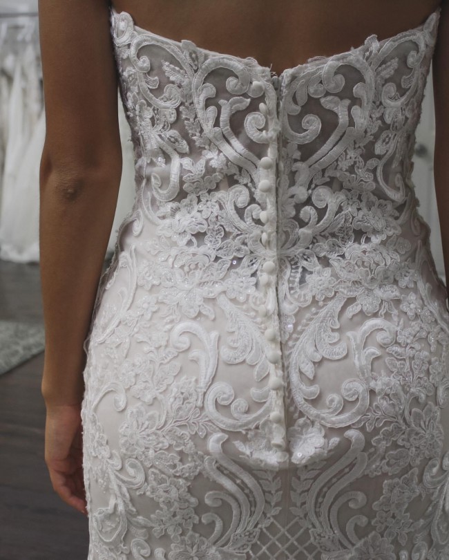 Allure Bridals New Wedding Dress Save 22% - Stillwhite