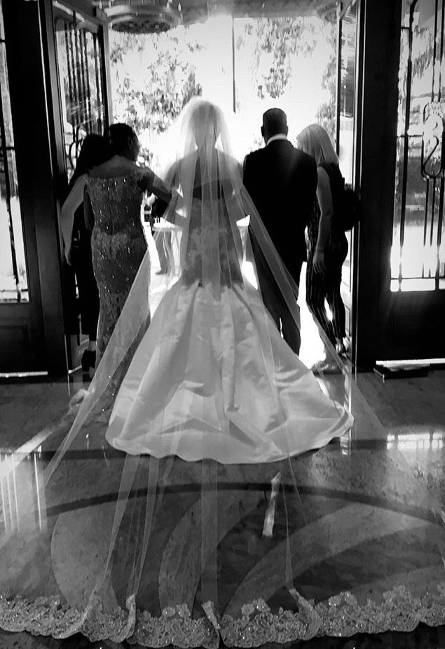 Baracci, Custom Made Second Hand Wedding Dress - Stillwhite