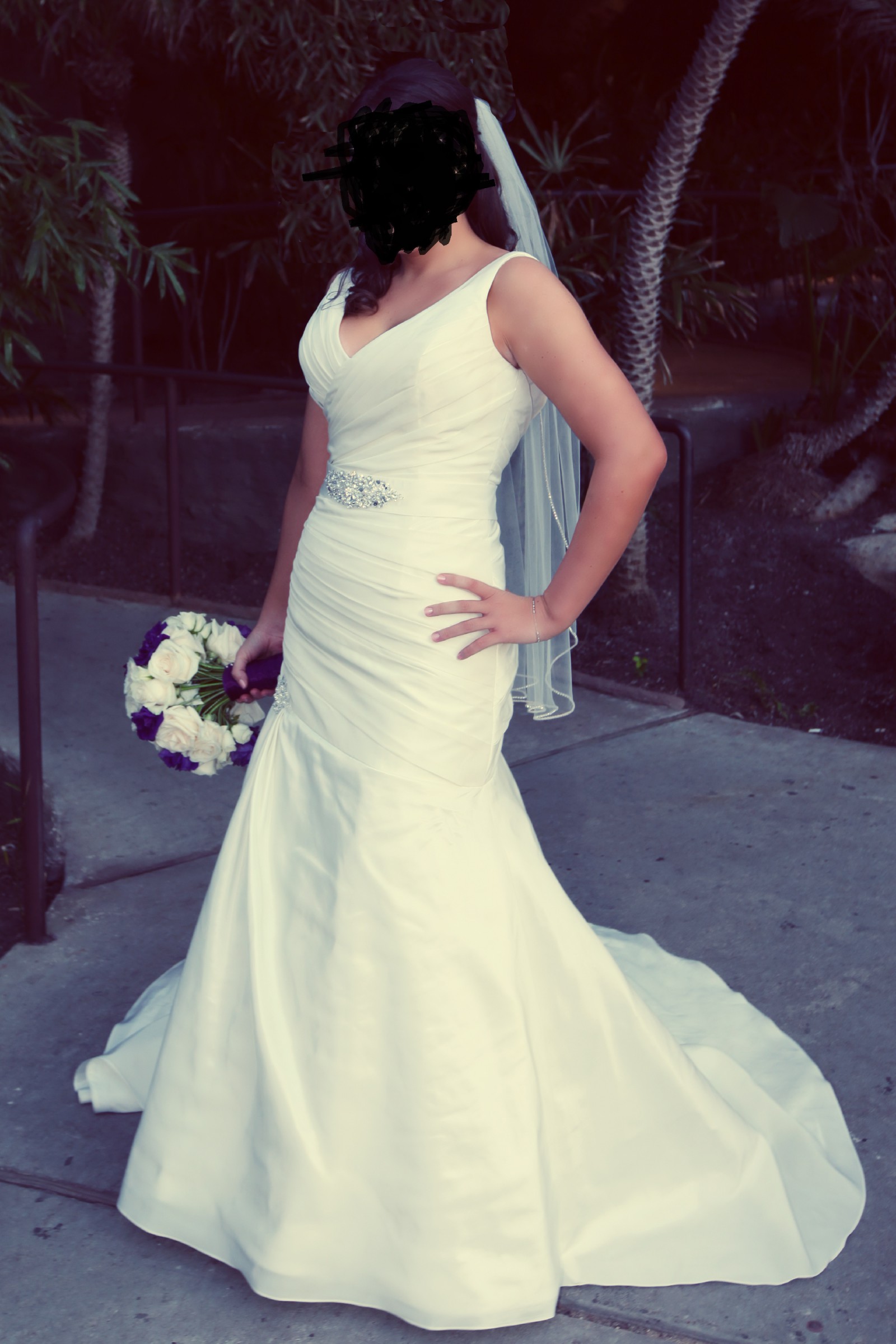 2 Be Bride Used Wedding Dress Save 83% - Stillwhite