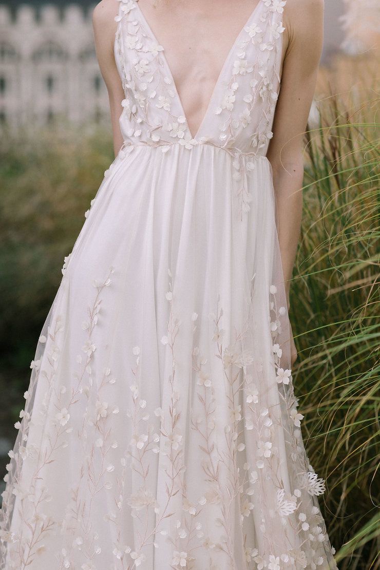 Alexandra Grecco Iris Floral Gown New Wedding Dress Save 48% - Stillwhite