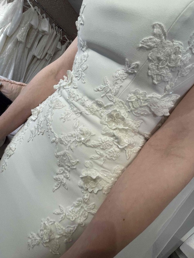 Enzoani New Wedding Dress Save 40% - Stillwhite