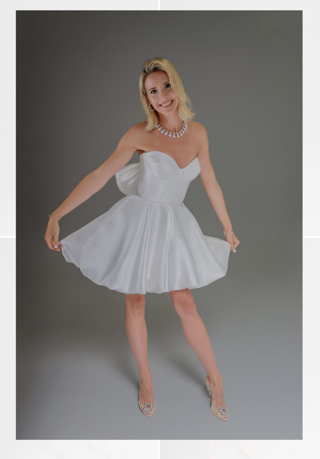 Julay Couture, 2 Sample Wedding Dress Save 60% - Stillwhite
