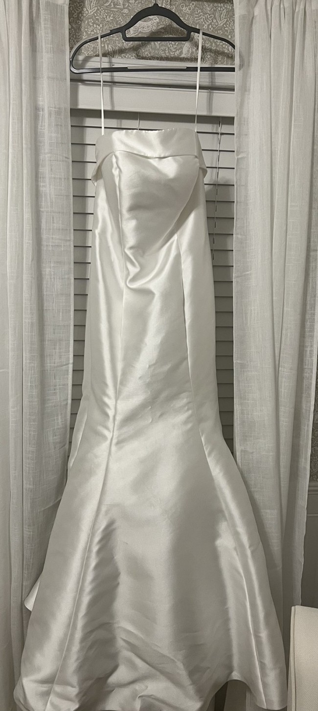 Barefoot Bridal New Wedding Dress Save 41% - Stillwhite