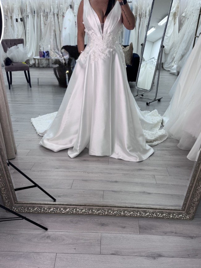 Brides In The City New Wedding Dress Save 66% - Stillwhite