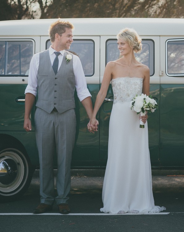 Amanda Garrett Artemis / Paris Preowned Wedding Dress Save 58% - Stillwhite