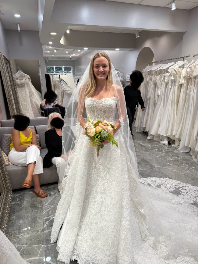 La Premiere Bridal, Anna New Wedding Dress Save 34% - Stillwhite