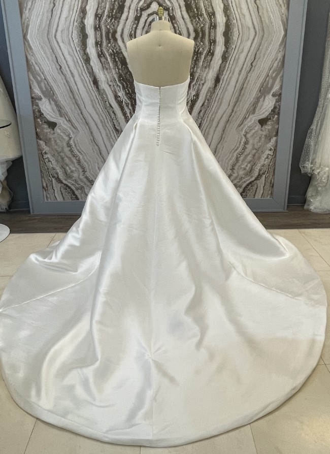 Pronovias Jory Sample Wedding Dress Save 63% - Stillwhite