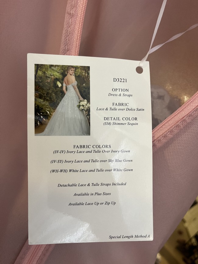 Essense of Australia D3221 New Wedding Dress Save 20% - Stillwhite