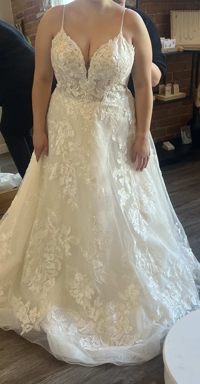 Stella York New Wedding Dress - Stillwhite