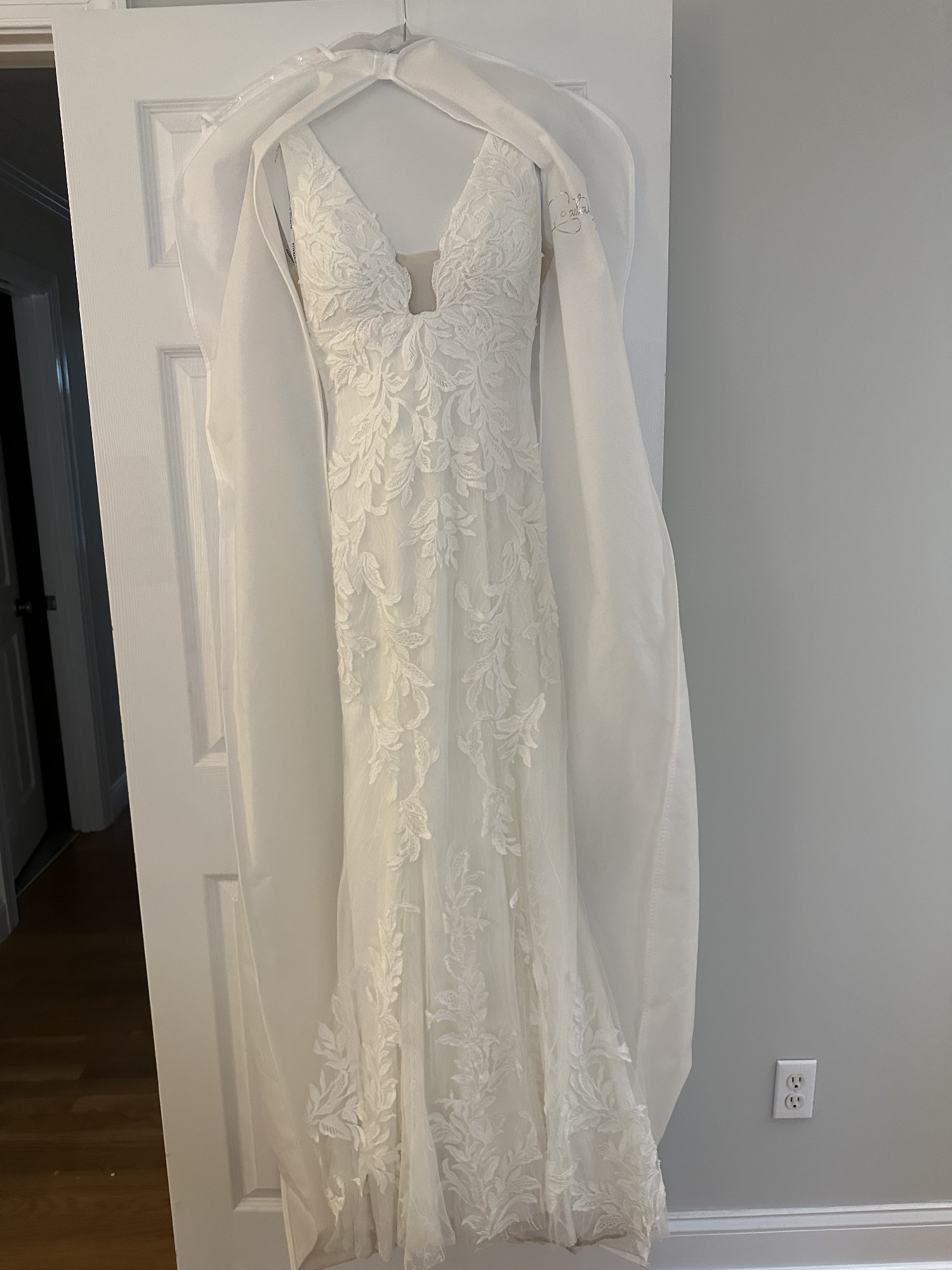Essense of Australia D3637 Wedding Dress Save 47% - Stillwhite