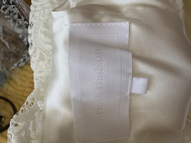 Heidi Hudson Wedding Dress Save 40% - Stillwhite