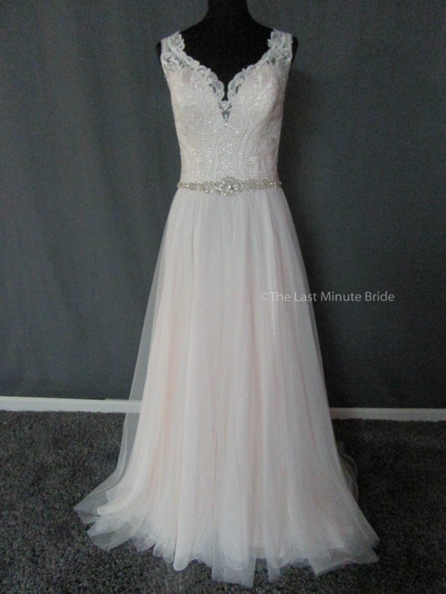 Allure Bridals 3014 Sample Wedding Dress Save 31% - Stillwhite