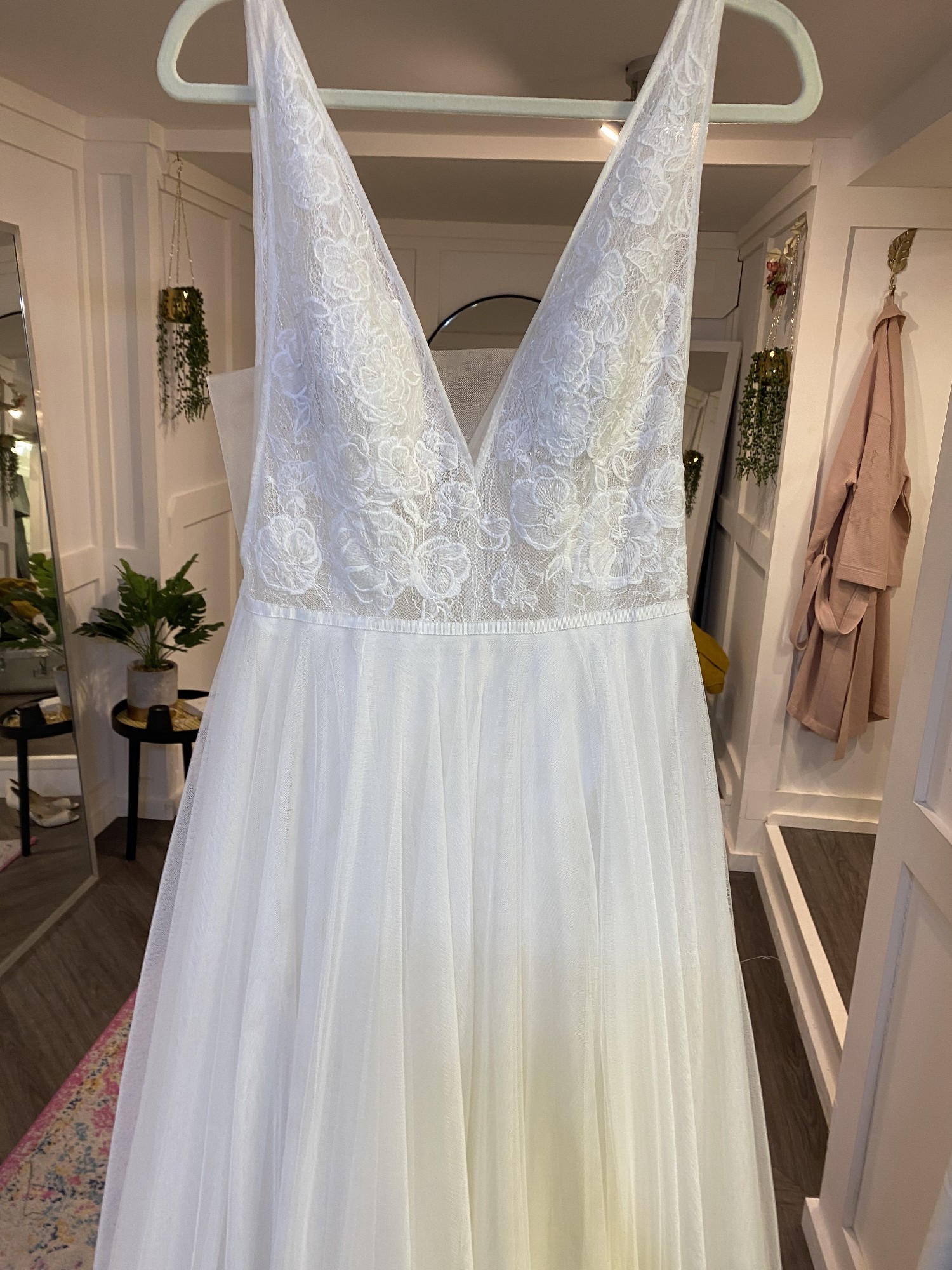 Willowby by Watters Sample Wedding Dress Save 67% - Stillwhite