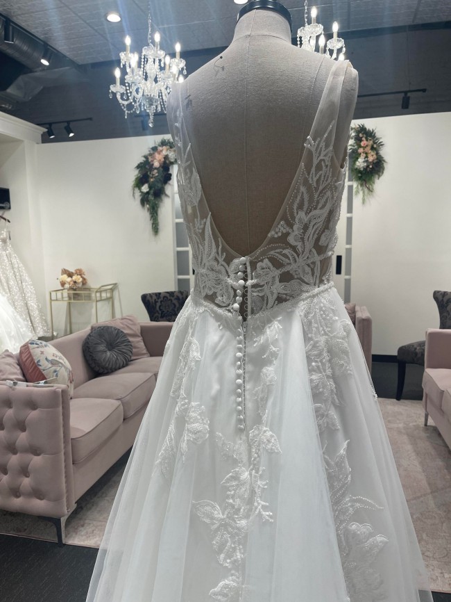 Private Label New Wedding Dress Save 20% - Stillwhite