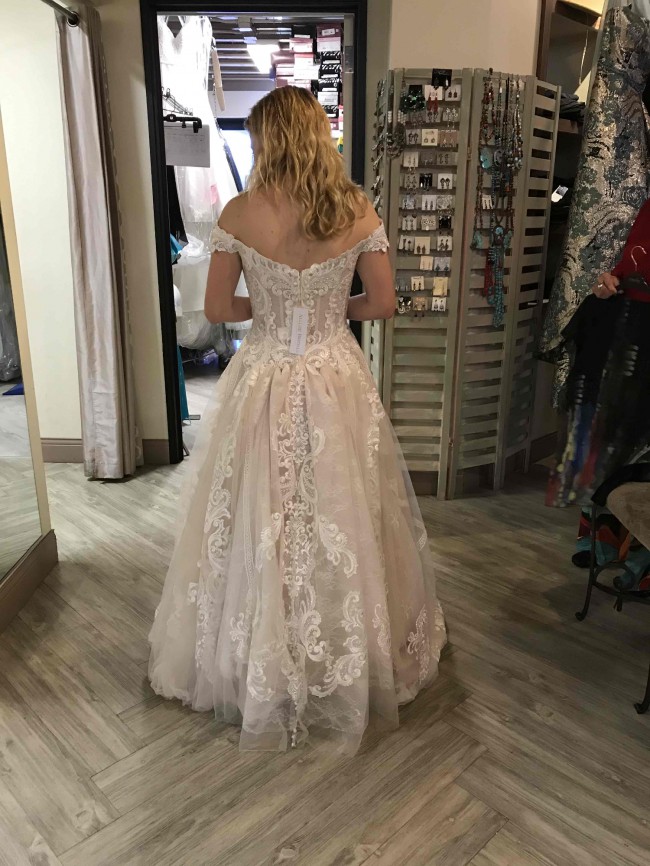 Allure Bridals Wedding Dress Save 75% - Stillwhite