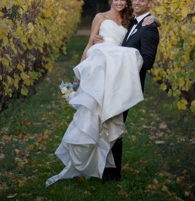 Jennifer Bowden Used Wedding Dress Save 79% - Stillwhite