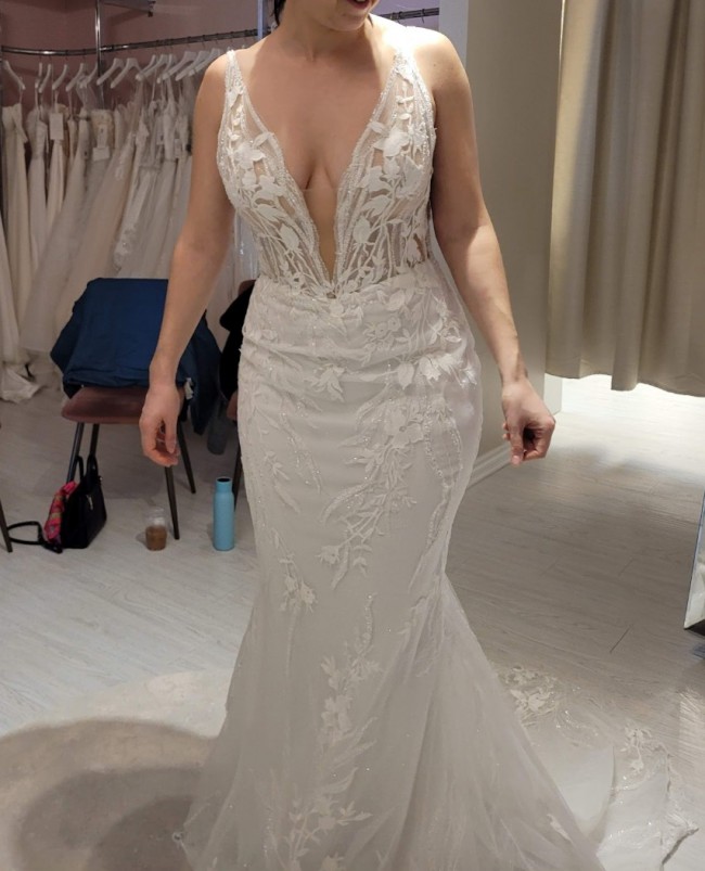 Enzoani Roberta New Wedding Dress Save 25% - Stillwhite