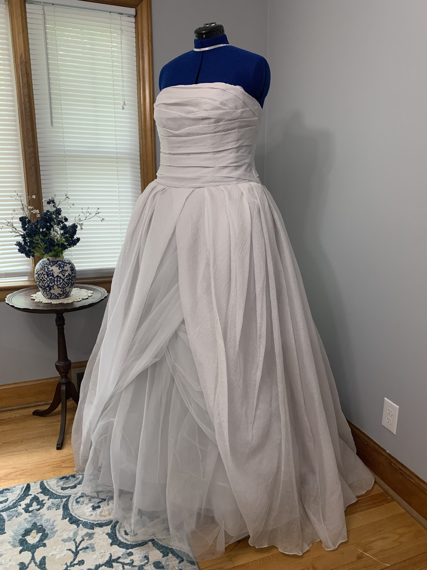 Vera Wang White New Wedding Dress Save 50% - Stillwhite