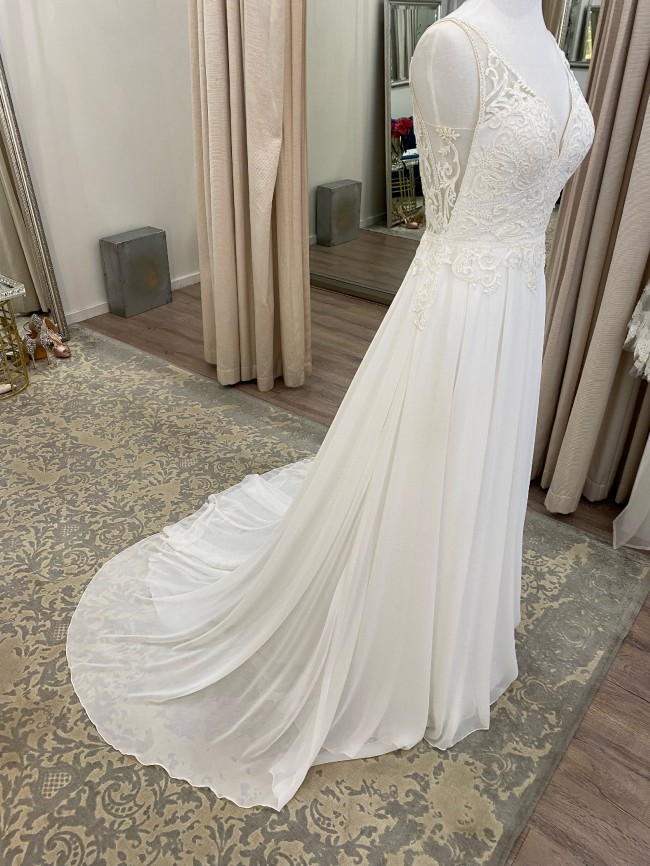 White One Opium Sample Wedding Dress Save 70% - Stillwhite