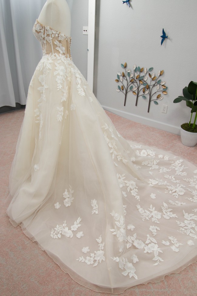 Enzoani, Shiloh Sample Wedding Dress Save 72% - Stillwhite